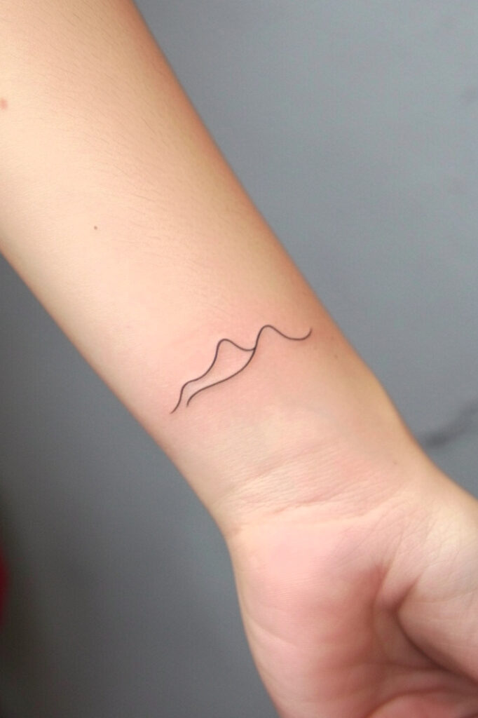 77 Chic and Simple Mountain Tattoo Design Ideas for Every Minimalist ...